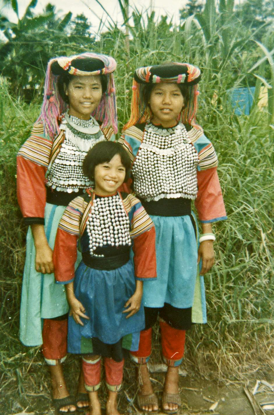 Indigenous Tourism – Hill Tribes of Thailand (27.09.13) – JONO VERNON ...