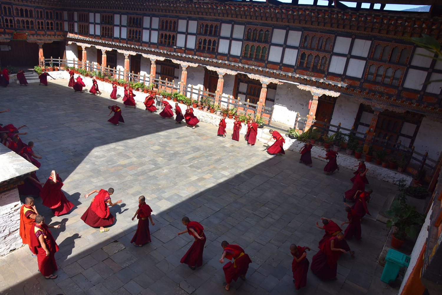 Dancing Monks of Mongar – Bhutan (04.11.19) – JONO VERNON-POWELL